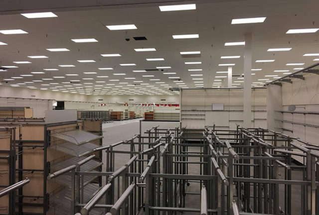 Take a look inside an "abandoned" Target in Greenfield