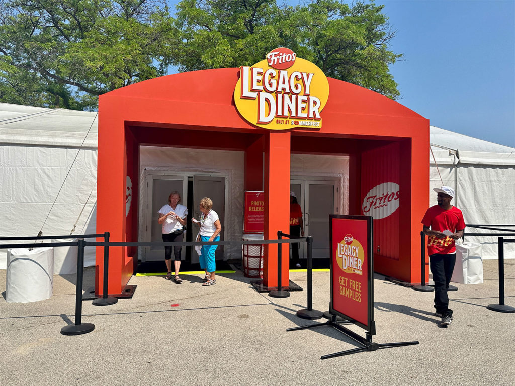 We tried 8 new food items at Summerfest (2023 edition) | Milwaukee Record