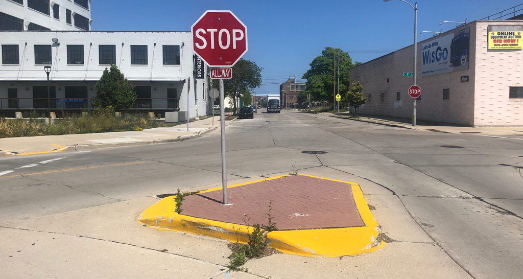 MobCraft’s Weird Fest to feature the “World’s Smallest Island Party” | Milwaukee Record