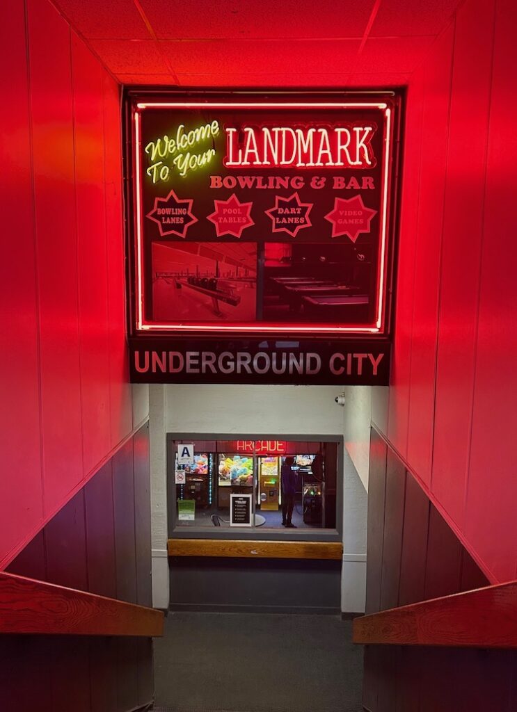 Bask in the otherworldly aura of these “Liminal Milwaukee” photos ...