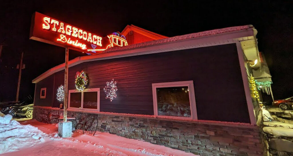 Stagecoach Inn in Fort Atkinson has perch with batter to drive for