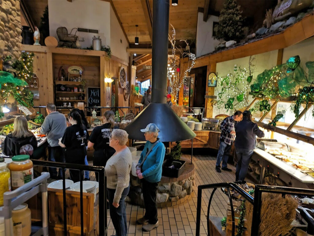 Kenosha’s Birchwood Grill boasts buffet with 5 billion choices ...