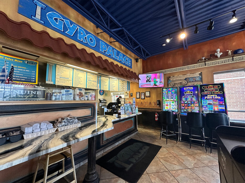 Living in the city, getting lunch at Gyro Palace | Milwaukee Record