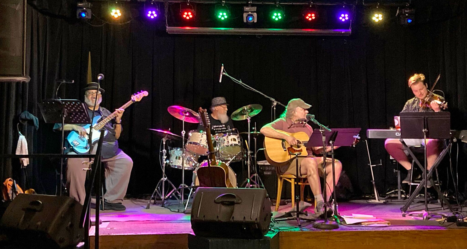 WMSE’s Local/Live: Tourist In The Basement | Milwaukee Record