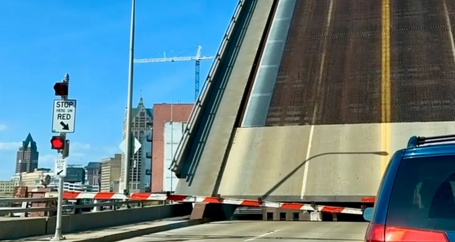 Mark your calendars for these exciting Milwaukee bascule bridge ...