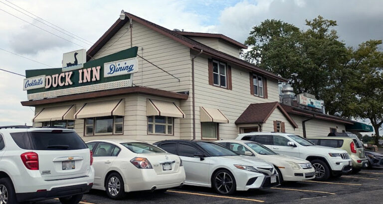 Fly to the Duck Inn in Delavan and eat all the fish you can | Milwaukee ...