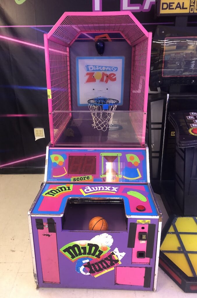 The weird little arcade inside Bay View’s Piggly Wiggly: The Milwaukee ...
