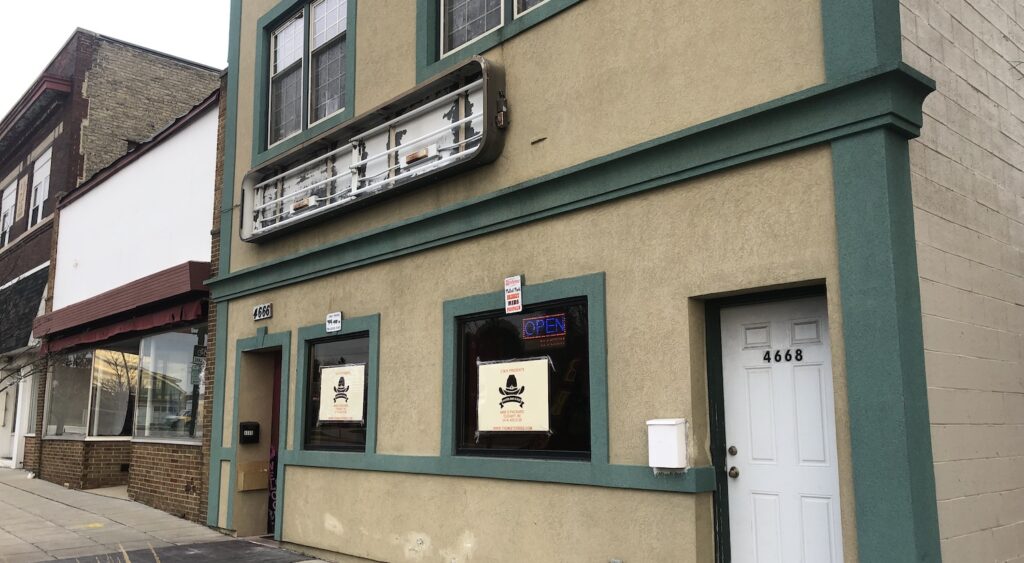 Mister Bar-B-Que has staying power in Cudahy | Milwaukee Record