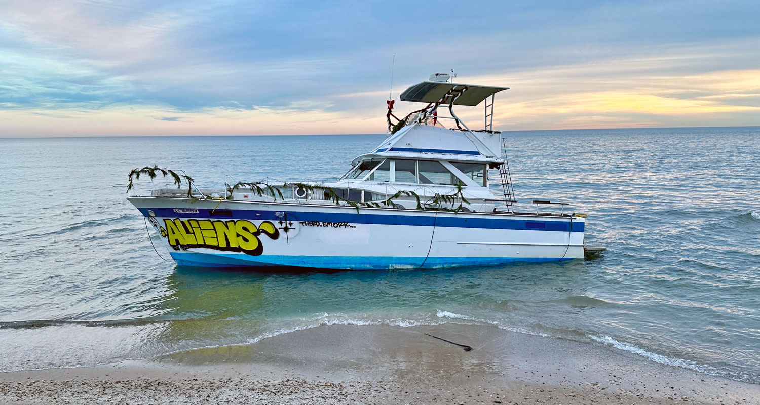 Boat still there, now moved a little | Milwaukee Record