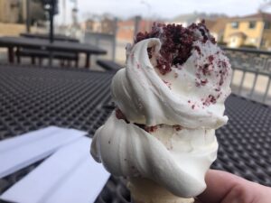 Golden Gyros still serves up timeless, tasty eats in West Allis ...