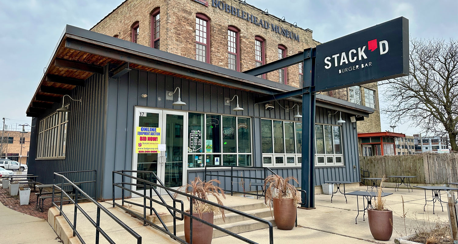 Stack’d Burger Bar is closed; equipment up for auction | Milwaukee Record