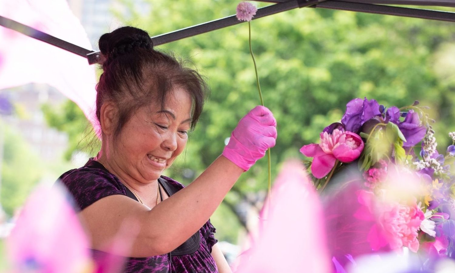 Cathedral Square Market holds extended season | Milwaukee Record