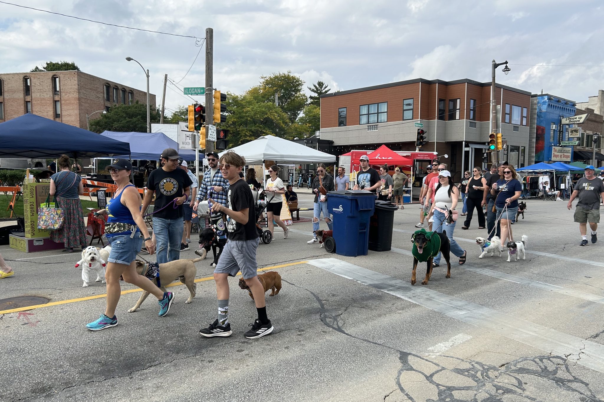 47 photos from Bay View Bash 2025 (before, during, and after the rain ...