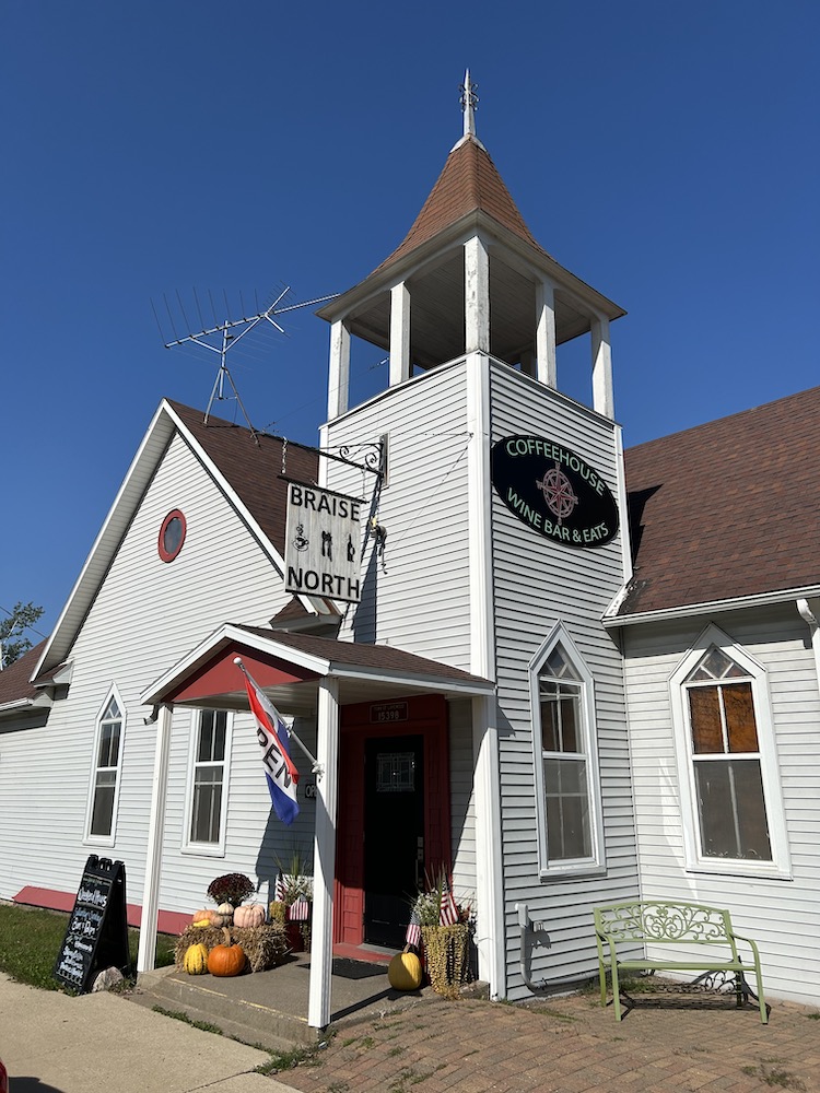 Braise North brings a little Milwaukee flavor to Lakewood, Wisconsin ...