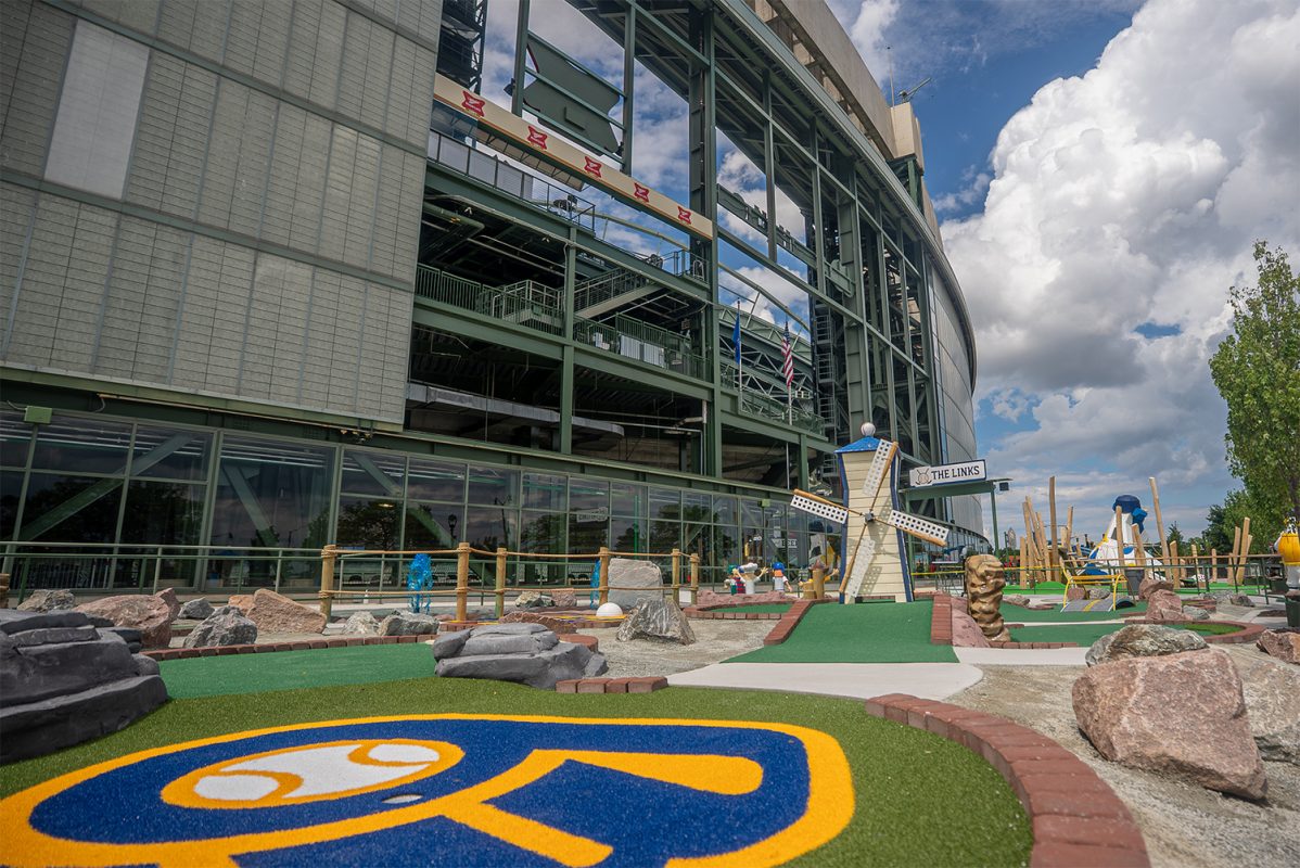 Milwaukee Brewers unveil UW Credit Union Plaza at American Family Field ...